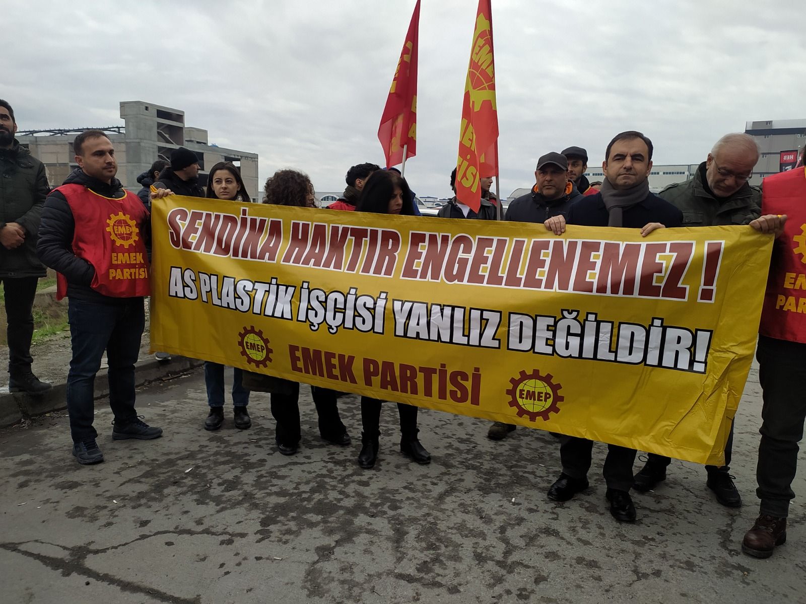 Hiçbir güç ekmek mücadelesinden üstün değildir - Emek Partisi (EMEP)